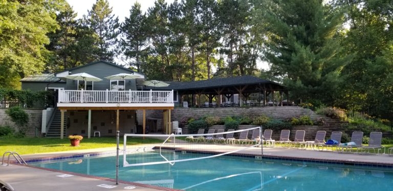 Avatan – Minnesota's Largest Nudist Club